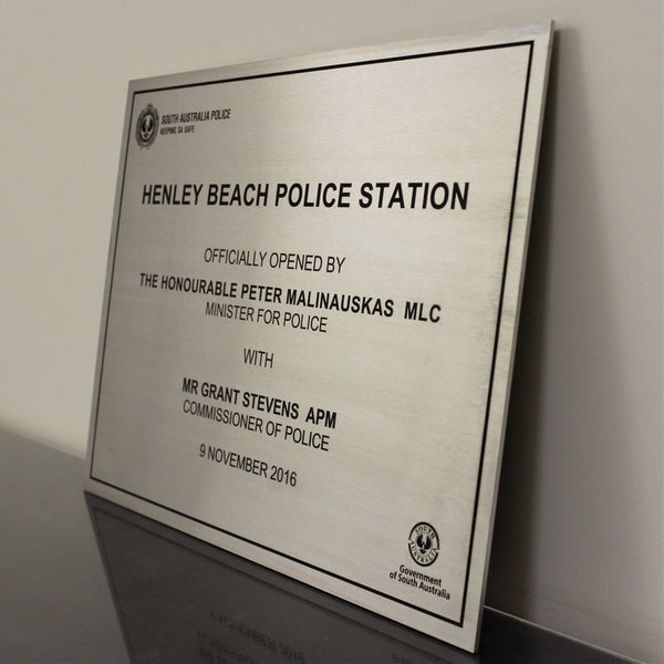 Engraved Plaques | Glass, Acrylic & Bronze | Commemorative Engraving ...